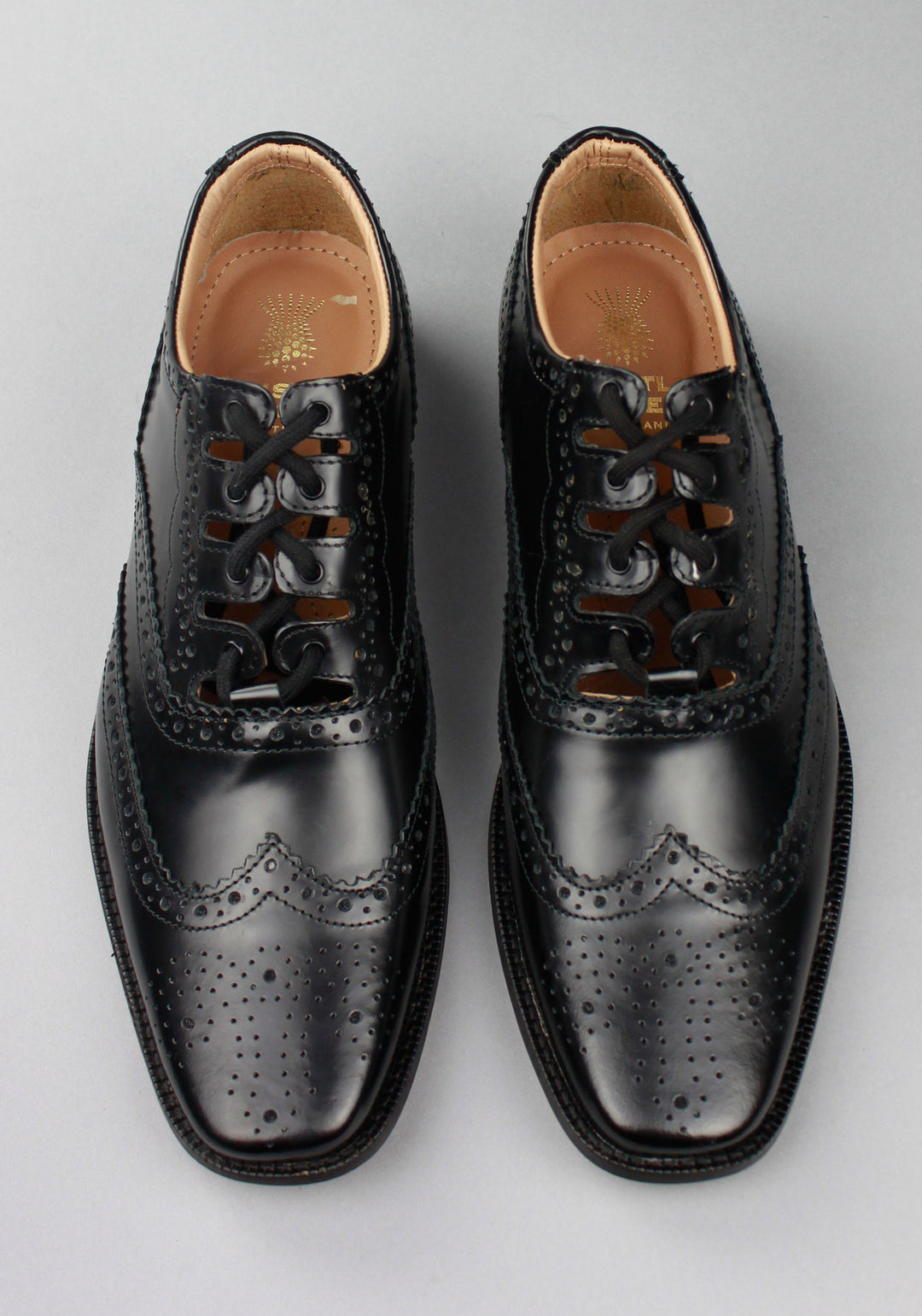 Brogues – KILT SOCIETY™